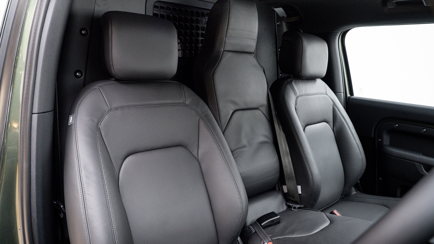 2026 LAND ROVER Defender (75 Reg) 90 3.0 D350 X-Dynamic HSE Hard Top ...