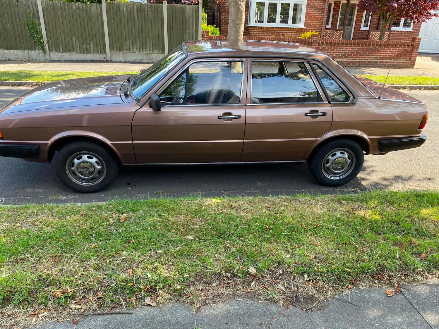 Classic Audi 80 Cars for Sale | CCFS