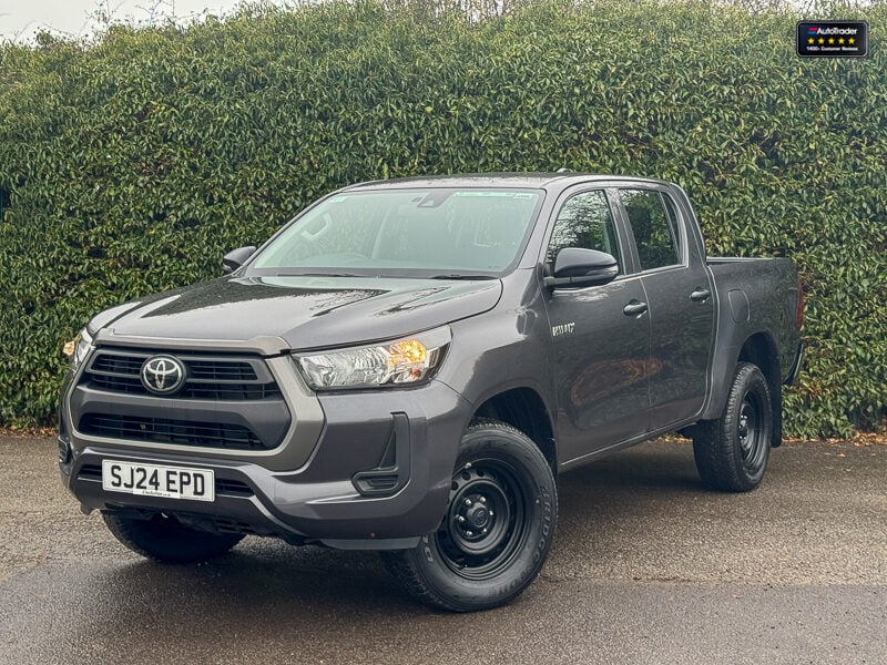 2024 TOYOTA HILUX Active | 2.4 LT | AC | Alloys | Tow Bar | Double Cab ...