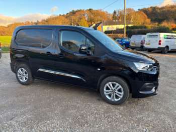 169 Used Vans for sale in Hook Within 10 Miles at MOTORS