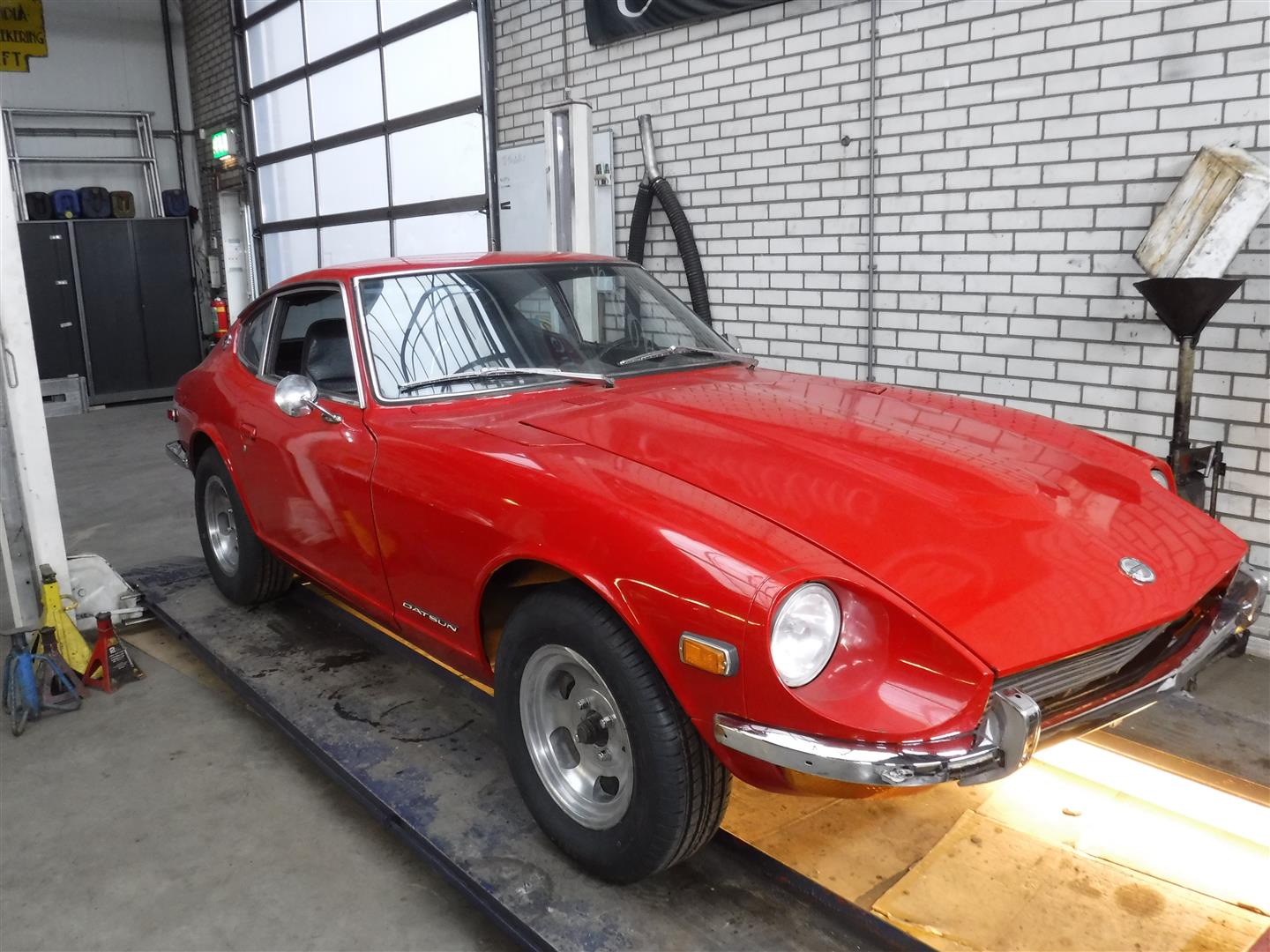 Classic Datsun 240z Red Cars for Sale | CCFS