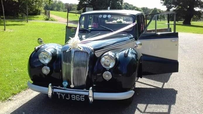 Classic Daimler Empress Cars for Sale | CCFS