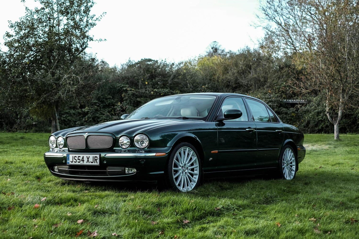 Classic Jaguar Xj Series Cars For Sale Ccfs